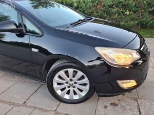 Melns Opel Astra 2010 Šilutė, ar dzinēja tilpumu 1.70 L un nobraukumu 250 tūkst. km par 2999 €, foto 32 vietnē AUTOMOTO.COM.LV