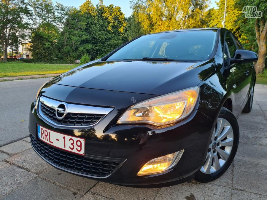 Melns Opel Astra 2010 Šilutė, ar dzinēja tilpumu 1.70 L un nobraukumu 250 tūkst. km par 2999 €, foto 36 vietnē AUTOMOTO.COM.LV