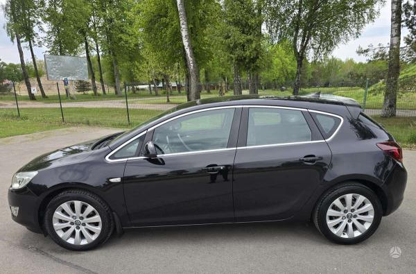 Melns Opel Astra 2010 Tauragė, ar dzinēja tilpumu 1.69 L un nobraukumu 293 tūkst. km par 3200 €, foto 8 vietnē AUTOMOTO.COM.LV