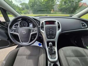 Melns Opel Astra 2010 Kauņa, ar dzinēja tilpumu 1.69 L un nobraukumu 130 tūkst. km par 3250 €, foto 3 vietnē AUTOMOTO.COM.LV