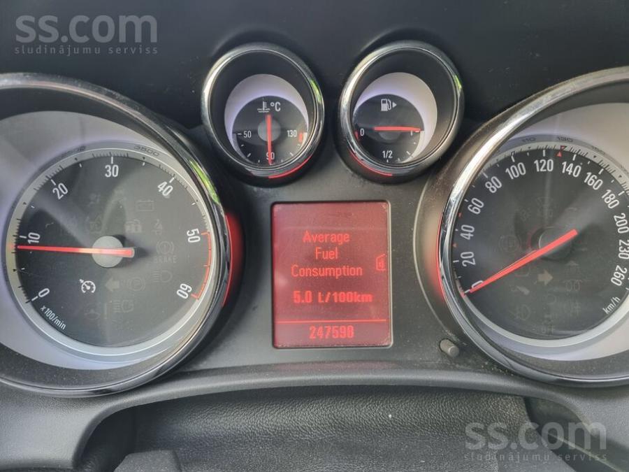 Melns Opel Astra 2010 Aizkraukle, ar dzinēja tilpumu 1.70 L un nobraukumu 250 tūkst. km par 2900 €, foto 8 vietnē AUTOMOTO.COM.LV
