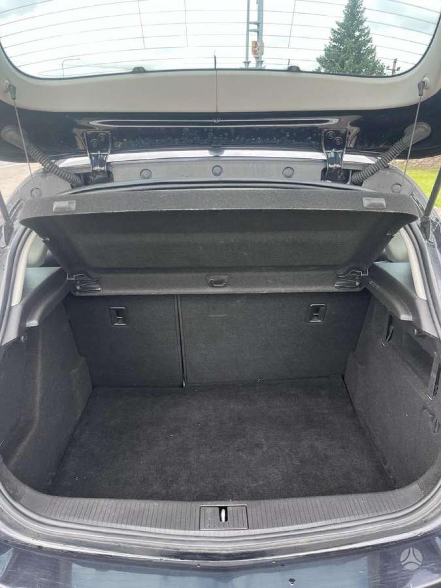 Black Opel Astra 2010 in Marijampole, with an engine capacity of 1.60 L and mileage of 152 thousand km for 3690 €, photo 18 on AUTOMOTO.COM.LV