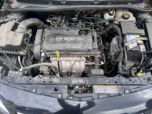 Black Opel Astra 2010 in Marijampole, with an engine capacity of 1.60 L and mileage of 152 thousand km for 3690 €, photo 20 on AUTOMOTO.COM.LV