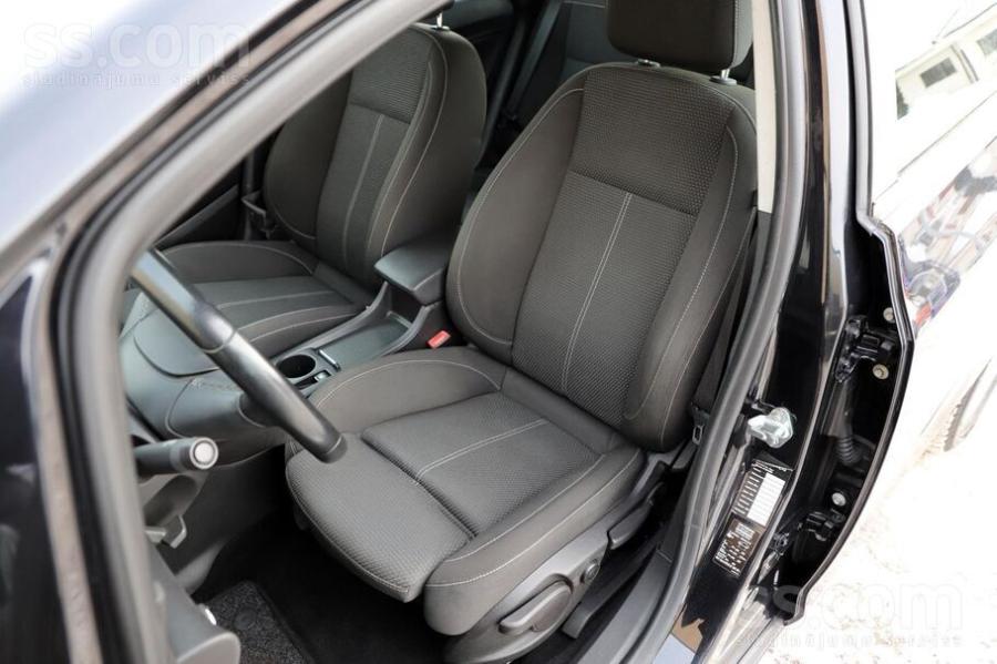 Melns Opel Astra 2010 Tukums, ar dzinēja tilpumu 2.00 L un nobraukumu 202 tūkst. km par 3850 €, foto 11 vietnē AUTOMOTO.COM.LV