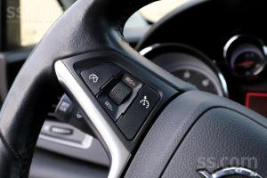 Melns Opel Astra 2010 Tukums, ar dzinēja tilpumu 2.00 L un nobraukumu 202 tūkst. km par 3850 €, foto 14 vietnē AUTOMOTO.COM.LV