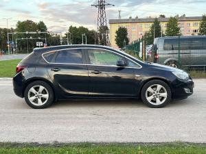 Melns Opel Astra 2010 Narva, ar dzinēja tilpumu 1.60 L un nobraukumu 157 tūkst. km par 2999 €, foto 6 vietnē AUTOMOTO.COM.LV