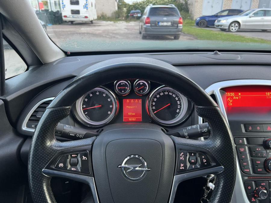 Melns Opel Astra 2010 Narva, ar dzinēja tilpumu 1.60 L un nobraukumu 157 tūkst. km par 2999 €, foto 10 vietnē AUTOMOTO.COM.LV
