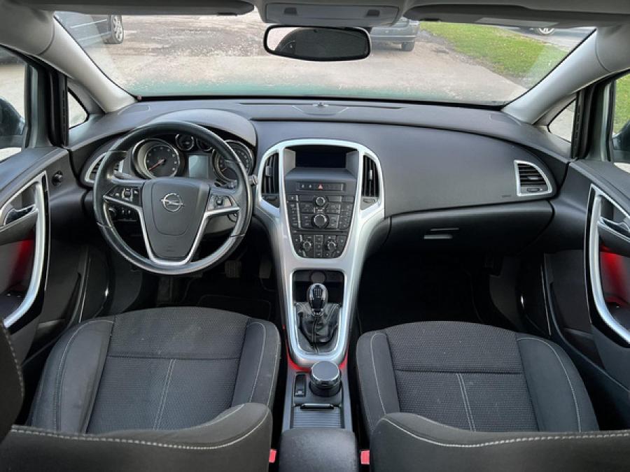 Melns Opel Astra 2010 Narva, ar dzinēja tilpumu 1.60 L un nobraukumu 157 tūkst. km par 2999 €, foto 11 vietnē AUTOMOTO.COM.LV