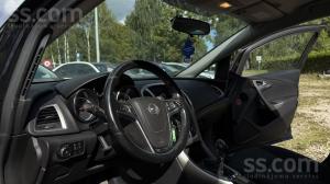 Black Opel Astra 2010 in Riga, with an engine capacity of 1.40 L and mileage of 247 thousand km for 2290 €, photo 6 on AUTOMOTO.COM.LV