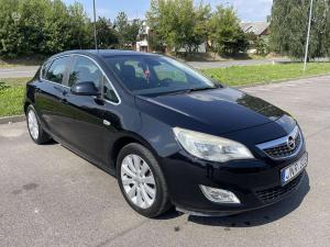 Melns Opel Astra 2010 Kauņa, ar dzinēja tilpumu 1.96 L un nobraukumu 218 tūkst. km par 3300 €, foto 9 vietnē AUTOMOTO.COM.LV