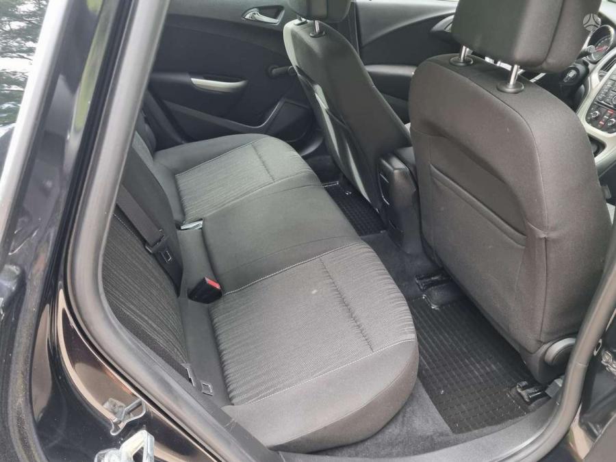 Melns Opel Astra 2010 Kauņa, ar dzinēja tilpumu 2.00 L un nobraukumu 216 tūkst. km par 2700 €, foto 9 vietnē AUTOMOTO.COM.LV