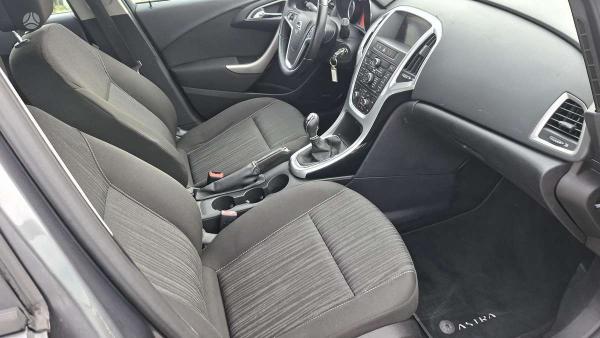 Melns Opel Astra 2010 Kauņa, ar dzinēja tilpumu 1.40 L un nobraukumu 165 tūkst. km par 2950 €, foto 11 vietnē AUTOMOTO.COM.LV
