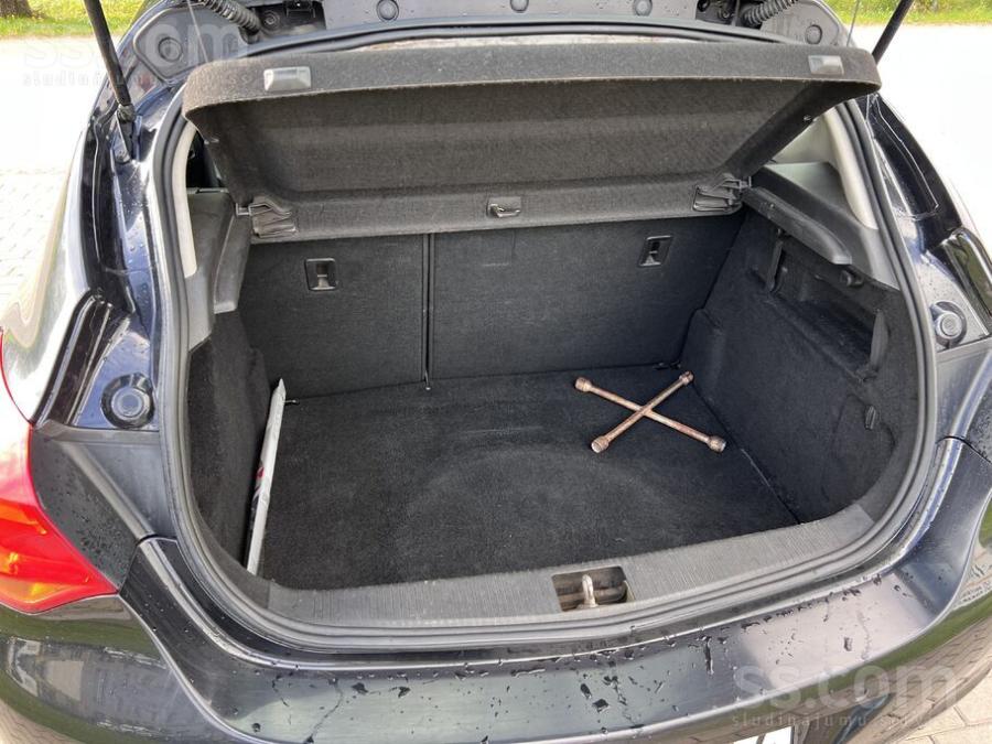 Melns Opel Astra 2010 Limbaži, ar dzinēja tilpumu 1.70 L un nobraukumu 262 tūkst. km par 1950 €, foto 8 vietnē AUTOMOTO.COM.LV