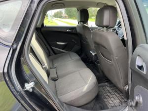 Melns Opel Astra 2010 Limbaži, ar dzinēja tilpumu 1.70 L un nobraukumu 262 tūkst. km par 1950 €, foto 12 vietnē AUTOMOTO.COM.LV