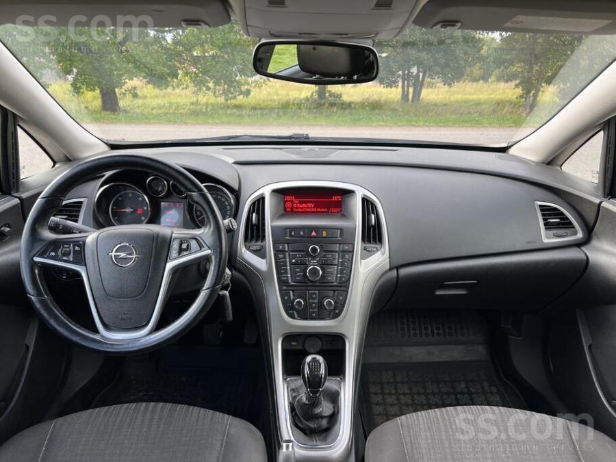 Melns Opel Astra 2010 Limbaži, ar dzinēja tilpumu 1.70 L un nobraukumu 262 tūkst. km par 1950 €, foto 13 vietnē AUTOMOTO.COM.LV