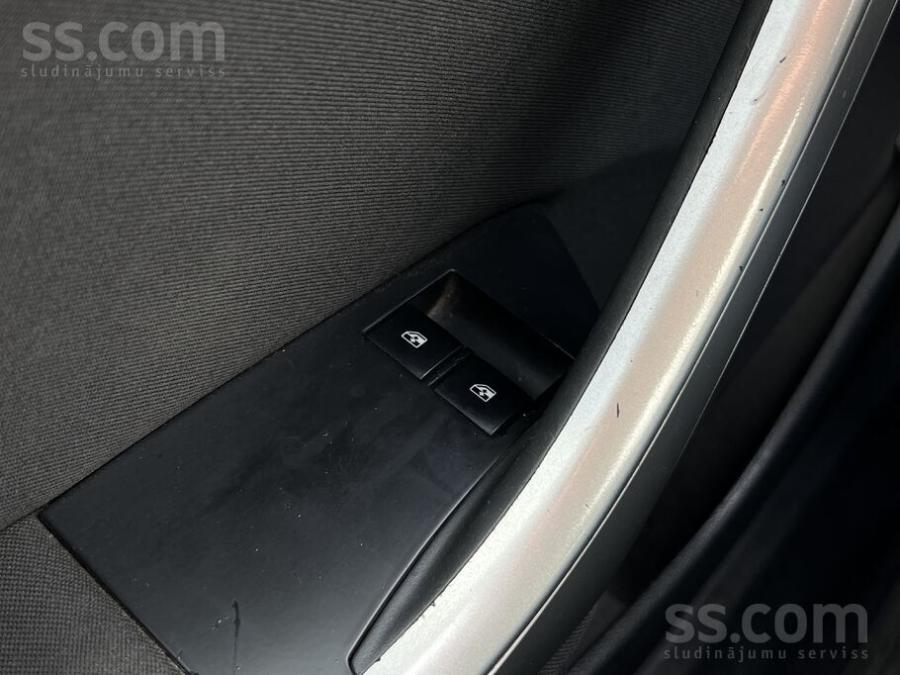 Melns Opel Astra 2010 Limbaži, ar dzinēja tilpumu 1.70 L un nobraukumu 262 tūkst. km par 1950 €, foto 23 vietnē AUTOMOTO.COM.LV