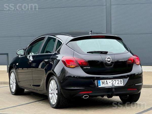Melns Opel Astra 2011 Rīga, ar dzinēja tilpumu 1.60 L un nobraukumu 0 tūkst. km par 3950 €, foto 3 vietnē AUTOMOTO.COM.LV