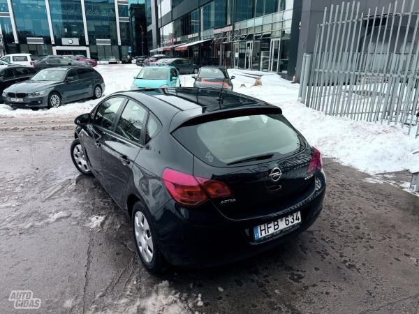 Melns Opel Astra 2011 Kauņa, ar dzinēja tilpumu 1.20 L un nobraukumu 296 tūkst. km par 1790 €, foto 9 vietnē AUTOMOTO.COM.LV
