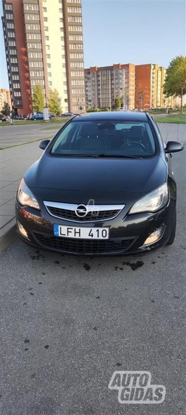Melns Opel Astra 2011 Klaipėda, ar dzinēja tilpumu 1.60 L un nobraukumu 234 tūkst. km par 3200 €, foto 1 vietnē AUTOMOTO.COM.LV