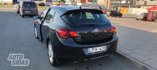 Melns Opel Astra 2011 Klaipėda, ar dzinēja tilpumu 1.60 L un nobraukumu 234 tūkst. km par 3200 €, foto 2 vietnē AUTOMOTO.COM.LV