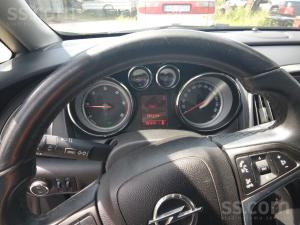 Melns Opel Astra 2011 Aizkraukle, ar dzinēja tilpumu 1.70 L un nobraukumu 281 tūkst. km par 3300 €, foto 4 vietnē AUTOMOTO.COM.LV