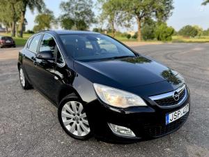 Melns Opel Astra 2011 Kauņa, ar dzinēja tilpumu 1.69 L un nobraukumu 238 tūkst. km par 2950 €, foto 3 vietnē AUTOMOTO.COM.LV
