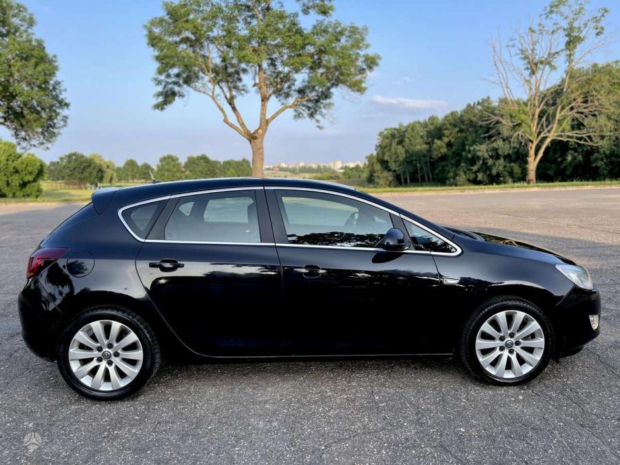 Melns Opel Astra 2011 Kauņa, ar dzinēja tilpumu 1.69 L un nobraukumu 238 tūkst. km par 2950 €, foto 7 vietnē AUTOMOTO.COM.LV
