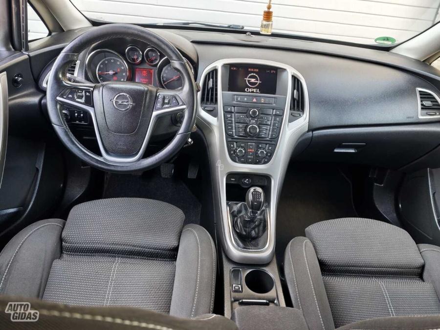 Melns Opel Astra 2011 Marijampole, ar dzinēja tilpumu 1.60 L un nobraukumu 280 tūkst. km par 3350 €, foto 13 vietnē AUTOMOTO.COM.LV