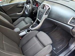 Melns Opel Astra 2011 Marijampole, ar dzinēja tilpumu 1.60 L un nobraukumu 280 tūkst. km par 3350 €, foto 14 vietnē AUTOMOTO.COM.LV