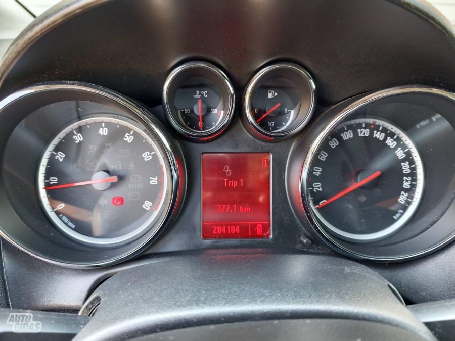 Melns Opel Astra 2011 Marijampole, ar dzinēja tilpumu 1.60 L un nobraukumu 280 tūkst. km par 3350 €, foto 19 vietnē AUTOMOTO.COM.LV