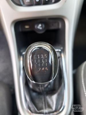 Melns Opel Astra 2011 Marijampole, ar dzinēja tilpumu 1.60 L un nobraukumu 280 tūkst. km par 3350 €, foto 22 vietnē AUTOMOTO.COM.LV