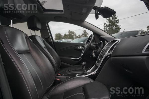 Melns Opel Astra 2011 Rīga, ar dzinēja tilpumu 2.00 L un nobraukumu 241 tūkst. km par 4990 €, foto 6 vietnē AUTOMOTO.COM.LV