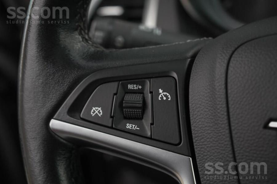 Melns Opel Astra 2011 Rīga, ar dzinēja tilpumu 2.00 L un nobraukumu 241 tūkst. km par 4990 €, foto 14 vietnē AUTOMOTO.COM.LV