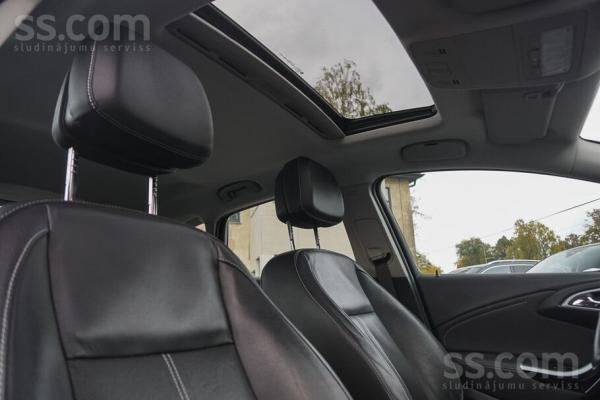 Melns Opel Astra 2011 Rīga, ar dzinēja tilpumu 2.00 L un nobraukumu 241 tūkst. km par 4990 €, foto 7 vietnē AUTOMOTO.COM.LV