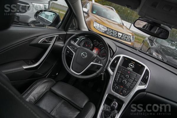 Melns Opel Astra 2011 Rīga, ar dzinēja tilpumu 2.00 L un nobraukumu 241 tūkst. km par 4990 €, foto 9 vietnē AUTOMOTO.COM.LV