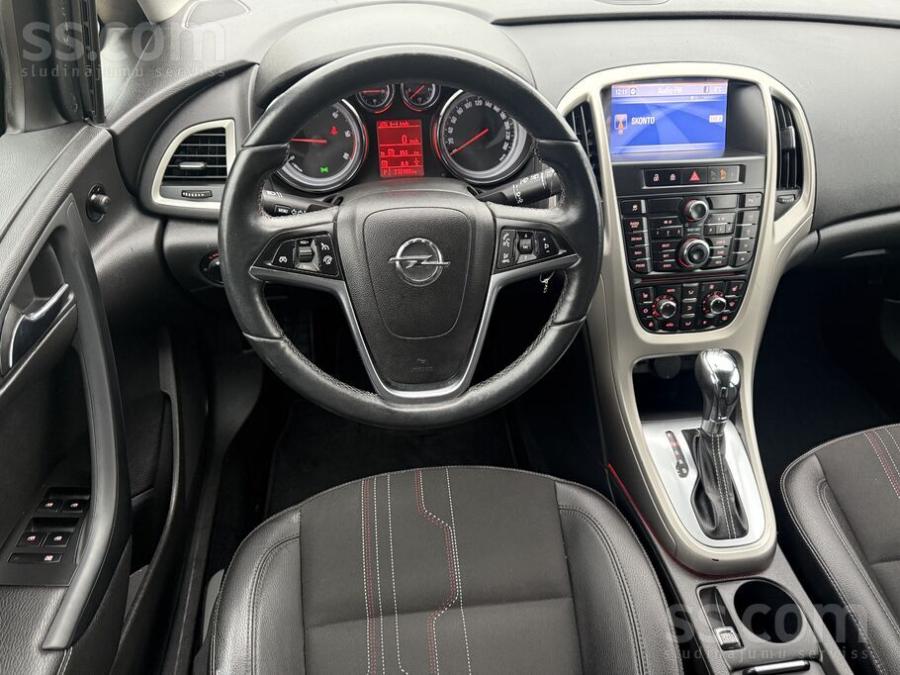 Melns Opel Astra 2012 Ogre, ar dzinēja tilpumu 2.00 L un nobraukumu 212 tūkst. km par 6499 €, foto 12 vietnē AUTOMOTO.COM.LV