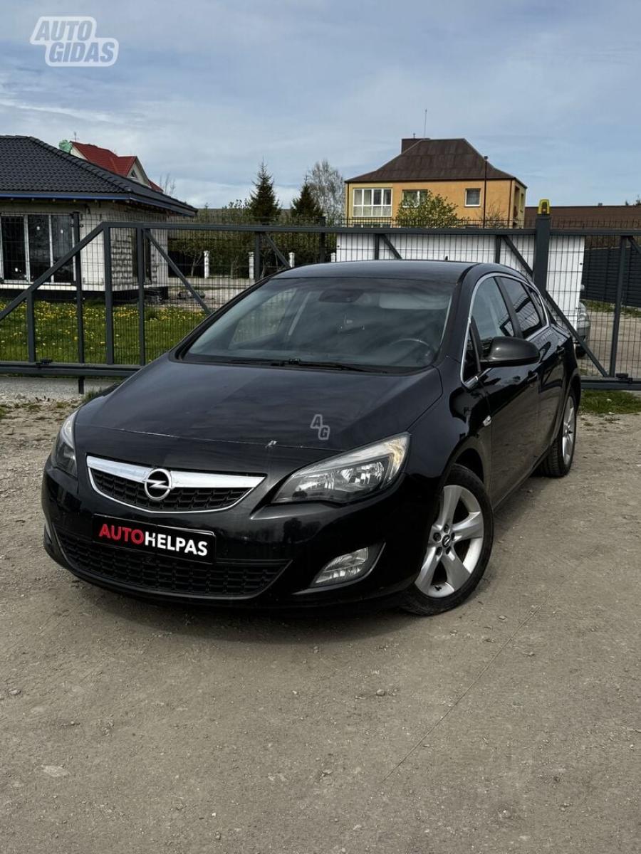 Melns Opel Astra 2012 Klaipėda, ar dzinēja tilpumu 1.30 L un nobraukumu 256 tūkst. km par 2399 €, foto 4 vietnē AUTOMOTO.COM.LV