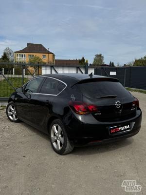 Melns Opel Astra 2012 Klaipėda, ar dzinēja tilpumu 1.30 L un nobraukumu 256 tūkst. km par 2399 €, foto 5 vietnē AUTOMOTO.COM.LV
