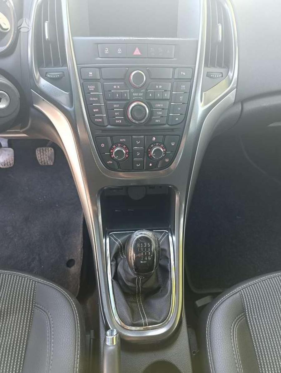 Melns Opel Astra 2012 Panevēža, ar dzinēja tilpumu 1.69 L un nobraukumu 237 tūkst. km par 3250 €, foto 10 vietnē AUTOMOTO.COM.LV