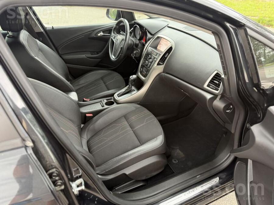 Melns Opel Astra 2012 Ogre, ar dzinēja tilpumu 2.00 L un nobraukumu 212 tūkst. km par 5599 €, foto 14 vietnē AUTOMOTO.COM.LV