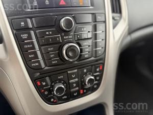 Melns Opel Astra 2012 Ogre, ar dzinēja tilpumu 2.00 L un nobraukumu 212 tūkst. km par 5599 €, foto 16 vietnē AUTOMOTO.COM.LV