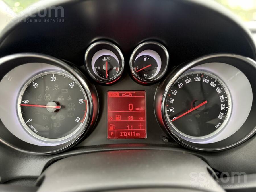 Melns Opel Astra 2012 Ogre, ar dzinēja tilpumu 2.00 L un nobraukumu 212 tūkst. km par 5599 €, foto 20 vietnē AUTOMOTO.COM.LV