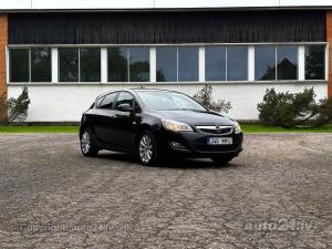 Black Opel Astra 2012 in Tartu, with an engine capacity of 1.60 L and mileage of 214 thousand km for 1950 €, photo  on AUTOMOTO.COM.LV