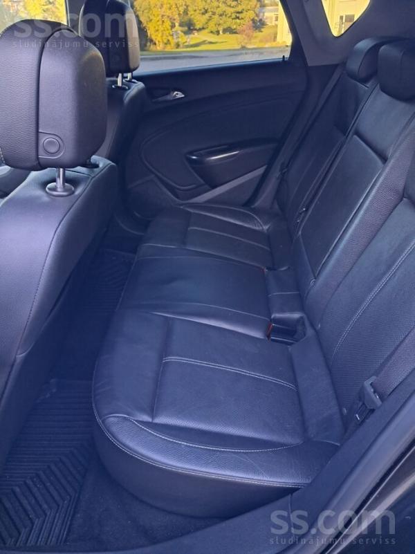 Melns Opel Astra 2012 Talsi, ar dzinēja tilpumu 1.70 L un nobraukumu 387 tūkst. km par 2250 €, foto 9 vietnē AUTOMOTO.COM.LV