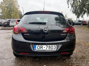 Black Opel Astra 2012 in Riga, with an engine capacity of 1.40 L and mileage of 0 thousand km for 4590 €, photo 7 on AUTOMOTO.COM.LV