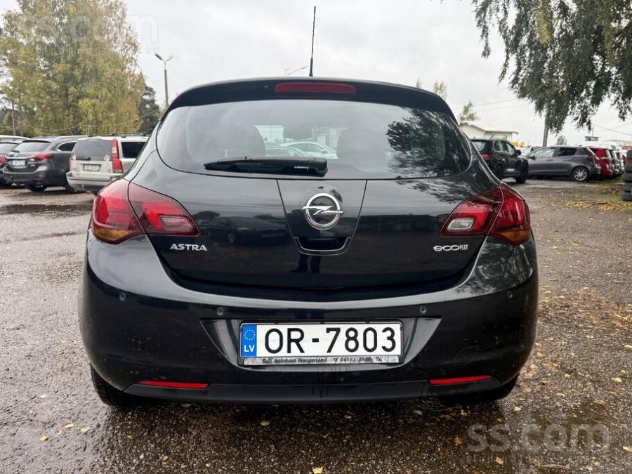 Black Opel Astra 2012 in Riga, with an engine capacity of 1.40 L and mileage of 0 thousand km for 4590 €, photo 7 on AUTOMOTO.COM.LV