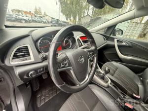 Black Opel Astra 2012 in Riga, with an engine capacity of 1.40 L and mileage of 0 thousand km for 4590 €, photo 13 on AUTOMOTO.COM.LV