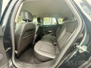 Black Opel Astra 2012 in Riga, with an engine capacity of 1.40 L and mileage of 0 thousand km for 4590 €, photo 23 on AUTOMOTO.COM.LV