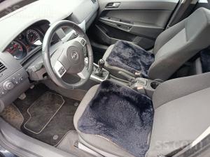 Black Opel Astra 2013 in Jekabpils, with an engine capacity of 1.60 L and mileage of 160 thousand km for 3250 €, photo 10 on AUTOMOTO.COM.LV