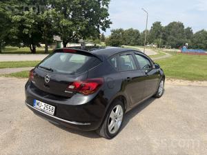 Melns Opel Astra 2014 Saldus, ar dzinēja tilpumu 1.40 L un nobraukumu 246 tūkst. km par 5950 €, foto 4 vietnē AUTOMOTO.COM.LV
